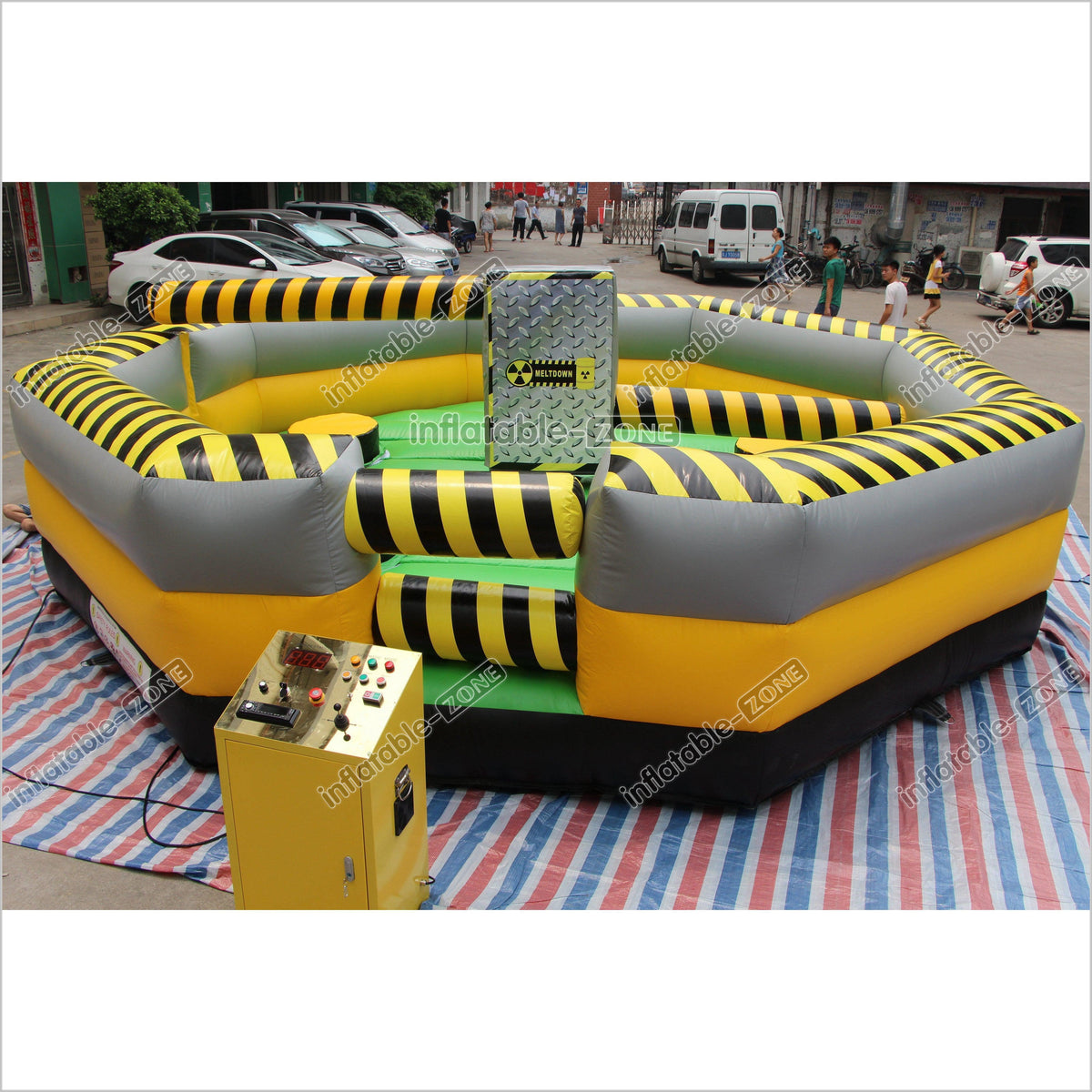 Commercial Inflatable Wipeout Sweeper Interactive Meltdown Machine Inf ...