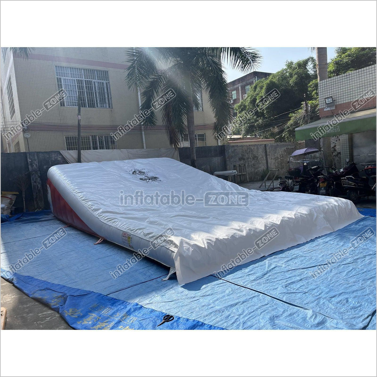 Inflatable Airbag Trampoline Park Jumping Air Bag Inflatable Stunt Bag ...
