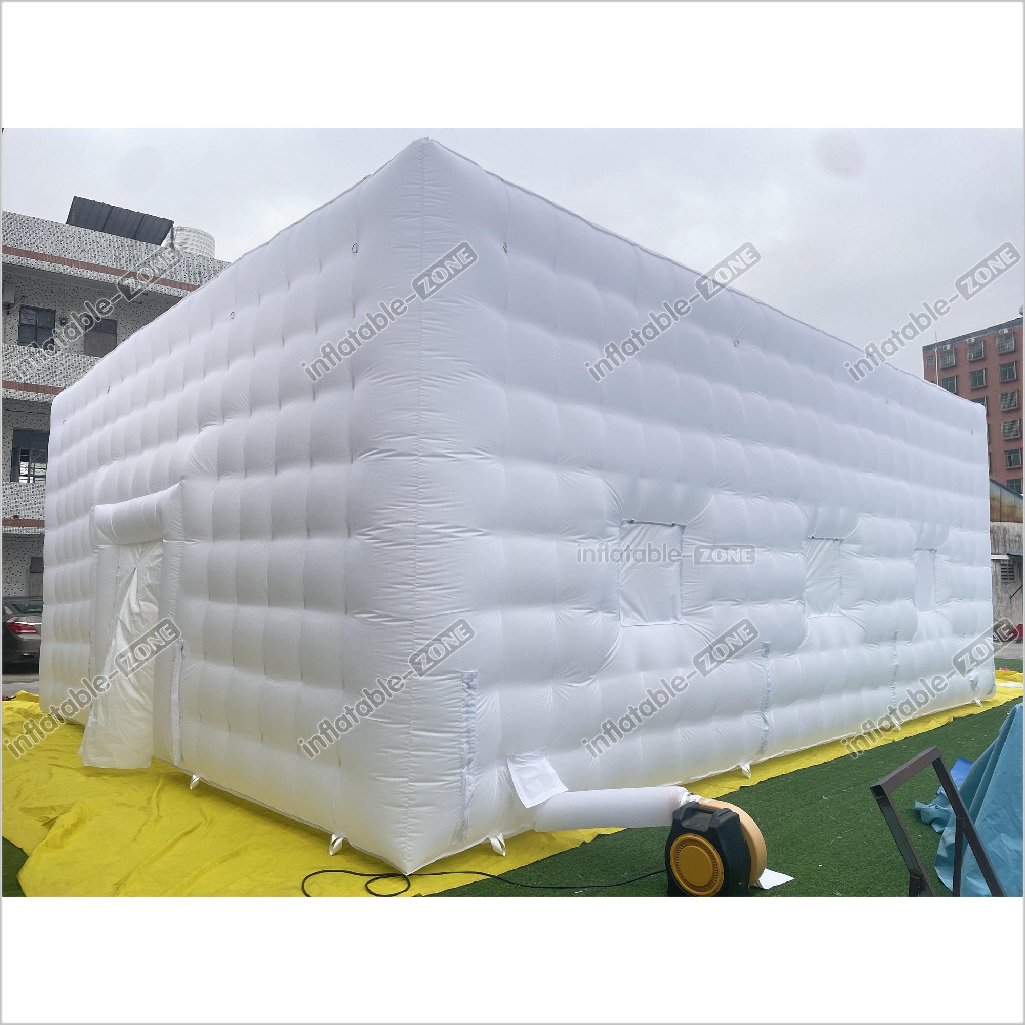 Outdoor Large Inflatable Air Cube Tent House White Inflatable Night Cl