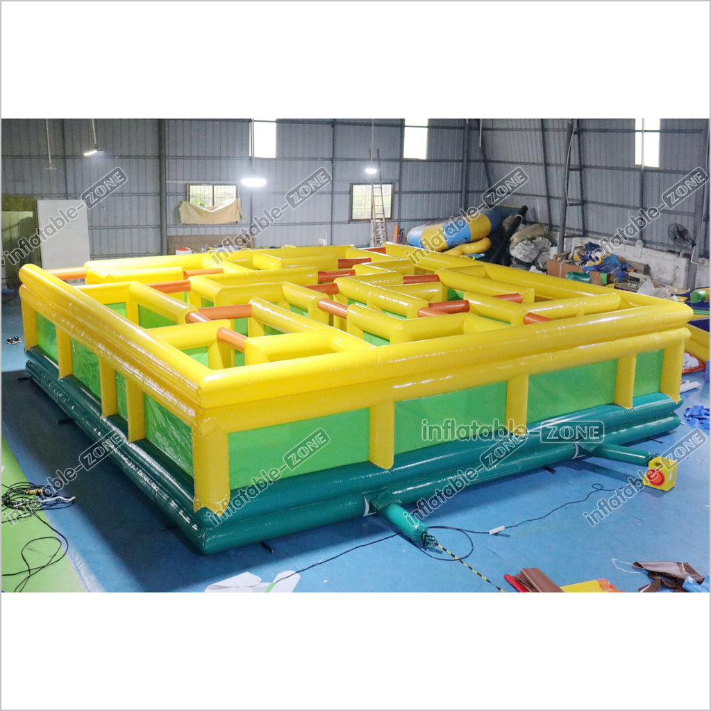 Labyrinth Inflatable Course _ The Labyrinth Challenge 2025 – KXVG