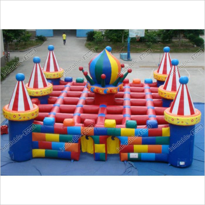 Colourful Circus Big Inflatable Maze Sport Game Outdoor Inflatable Spo