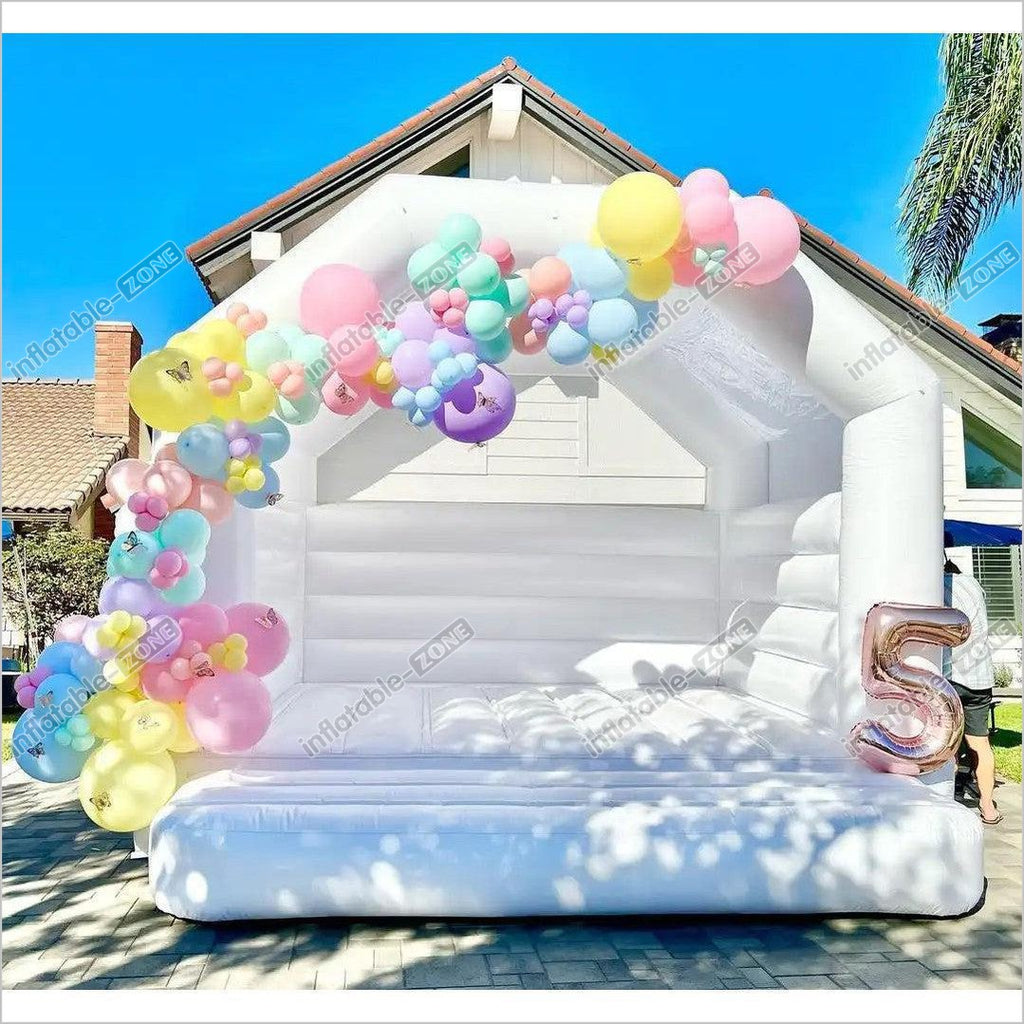 Covered Roof White Mini Inflatable Bounce House Party Jumping Balloon
